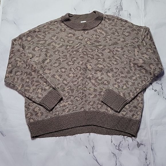 aerie | Sweaters | Euc Aerie Brown Cheetah Print Sweater | Poshmark